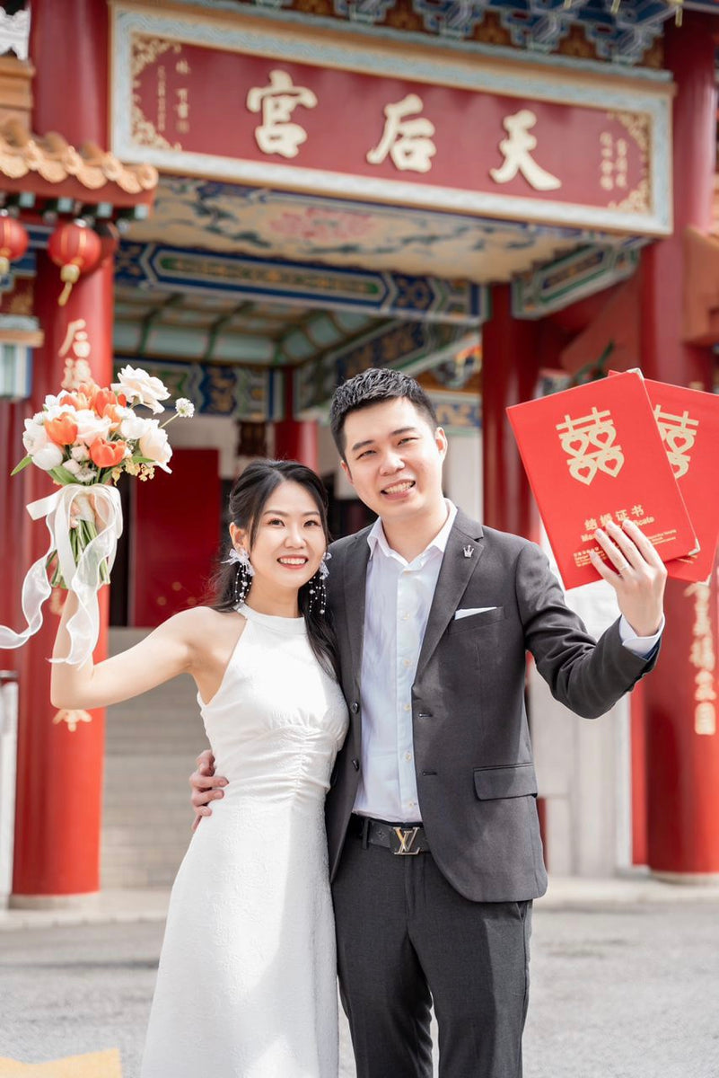 (𝟔𝟎% 𝐎𝐅𝐅) Halter Embroidery Lace Body Fit Maxi Gown WHITE (SML) – Sweet & Classy Co.